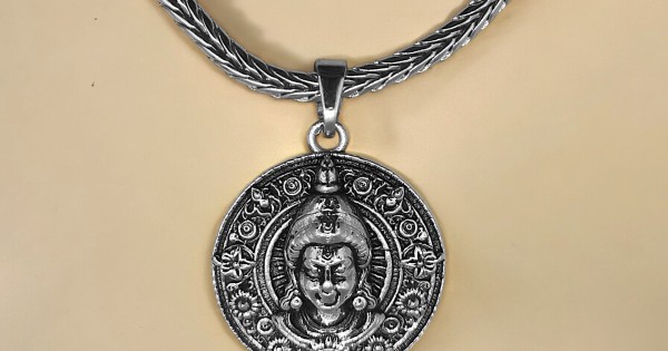 Nakabh Silver Plated Prabhu Shri Ram Locket Chain for Men and Boys ...